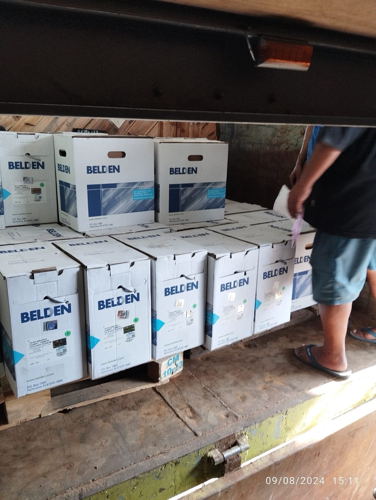 BELDEN - Kabel Belden, Material Handling, Produk Komputer dan ...