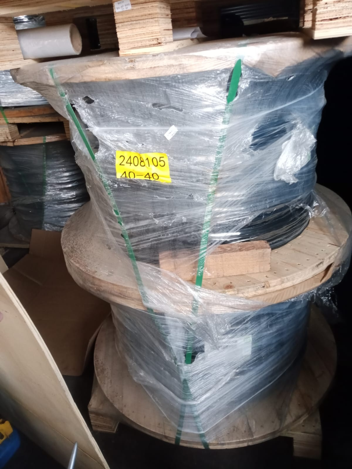 BELDEN - Kabel Belden, Material Handling, Produk Komputer dan ...